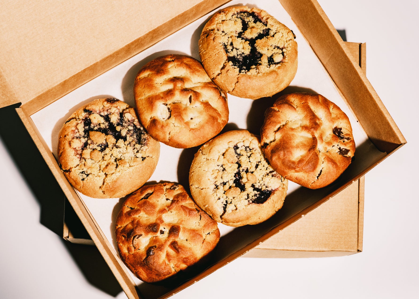 Freshly-baked GIANT cookies delivered to your door – Mamma G Cookies